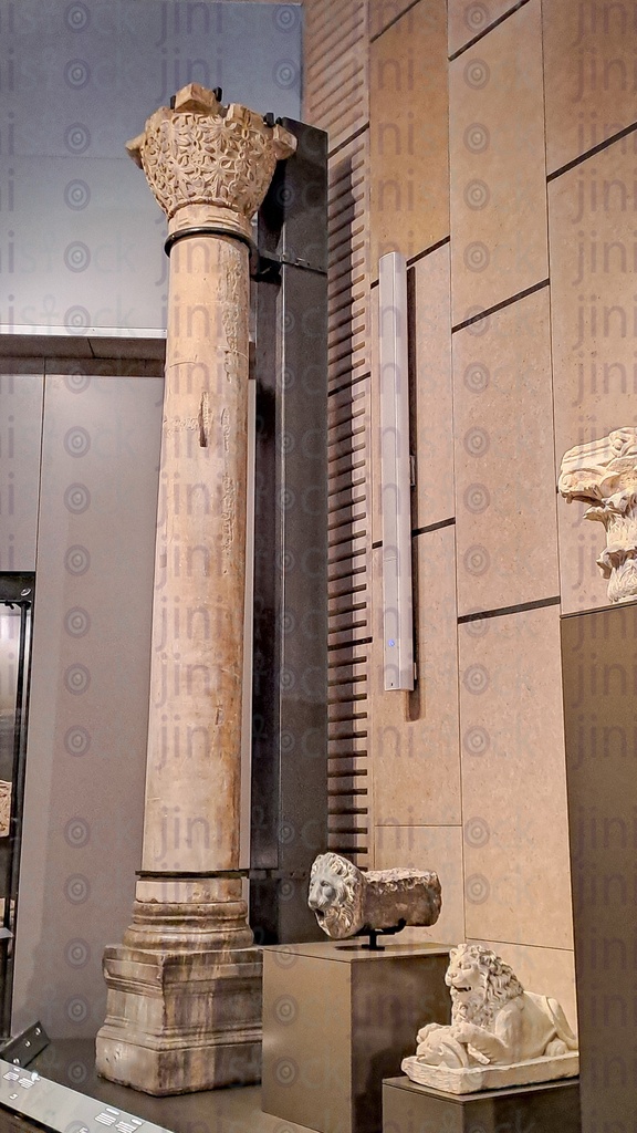 Pharaonic column in the Grand Egyptian Museum. | Jini Stock